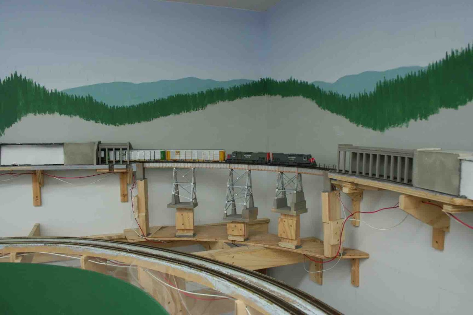 Southern Pacific Cascade Line: NOISY CREEK TRESTLE – 2 – TRACK DECK AND ...