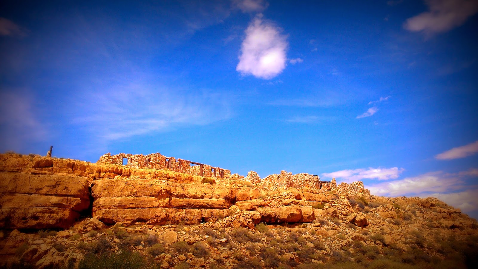 Wandering Sol: Two Guns, A bunch of ruins, and a Souvenir...