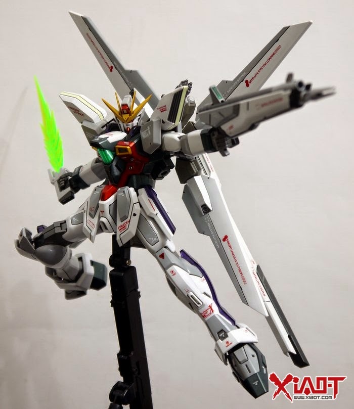 Gundam Family: MG 1/100 GX-9900 Gundam X Painted Build