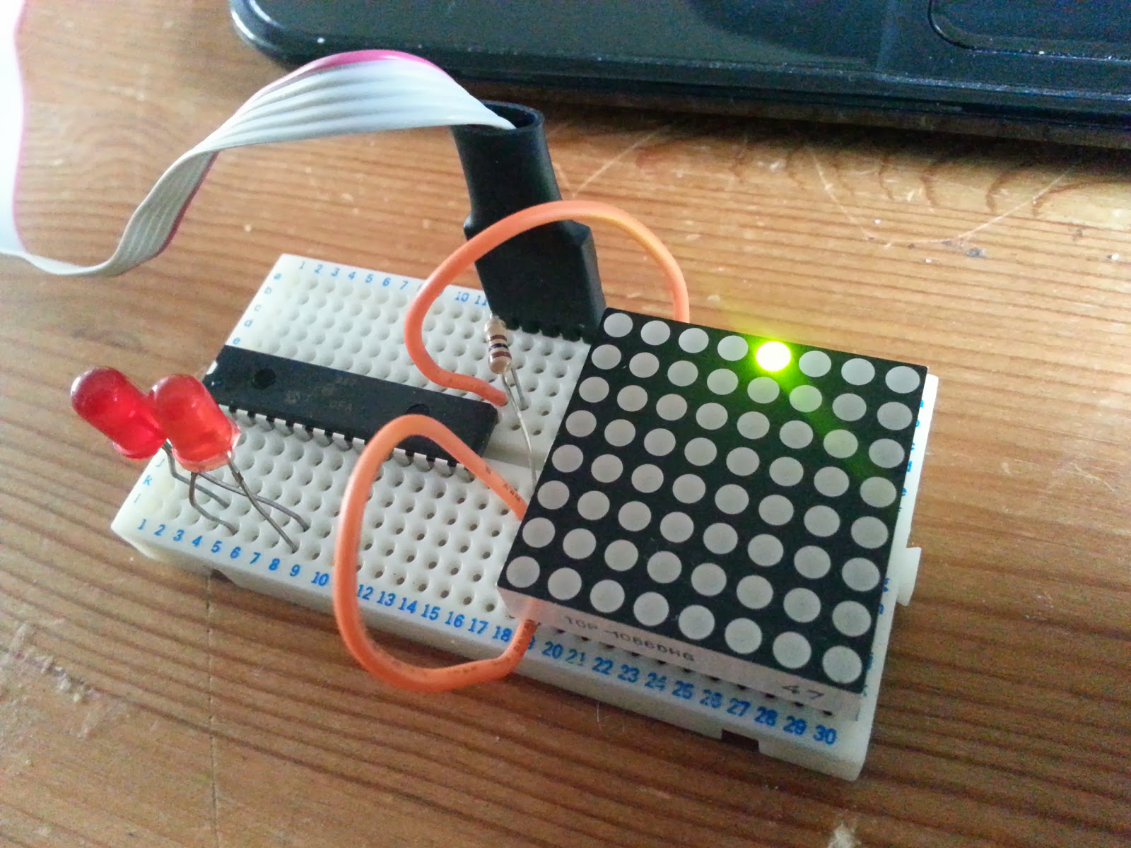 Nerd Club: How to find the pin-out for an 8x8 LED matrix