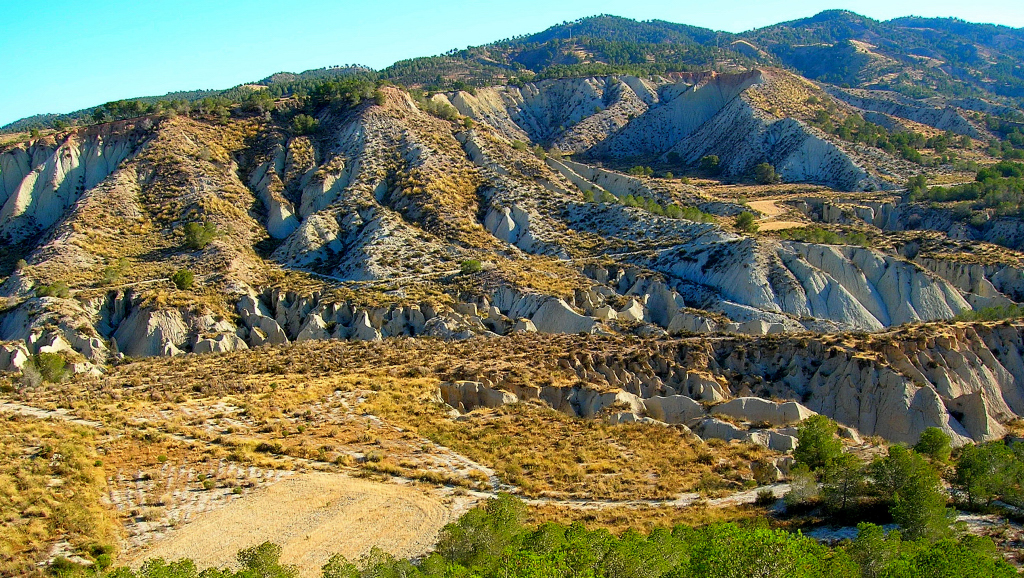 Ermita de Lo Pareja-Badlands de Los Estrechos-Badlands del Puerto de la ...