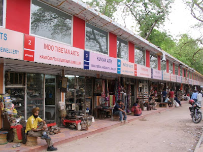Janpath Market shopping