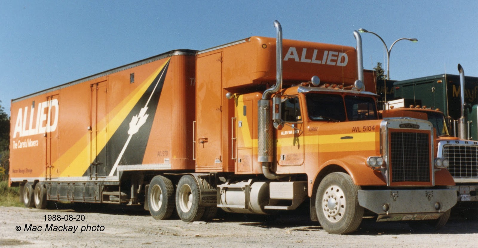 Truckfax: How about some dromedary boxes