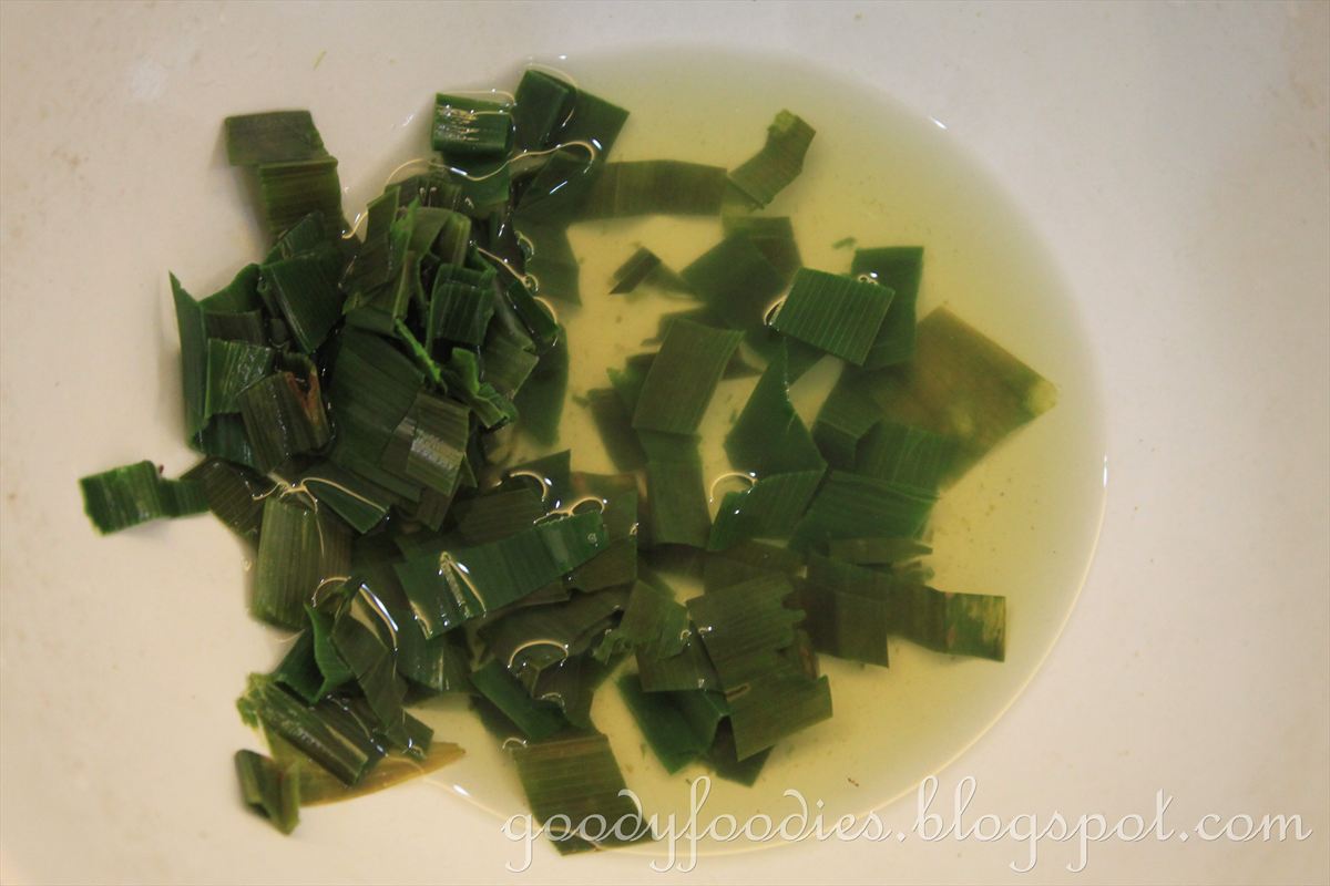 GoodyFoodies: Recipe: Homemade Tong Yuen (Glutinous Rice Balls)