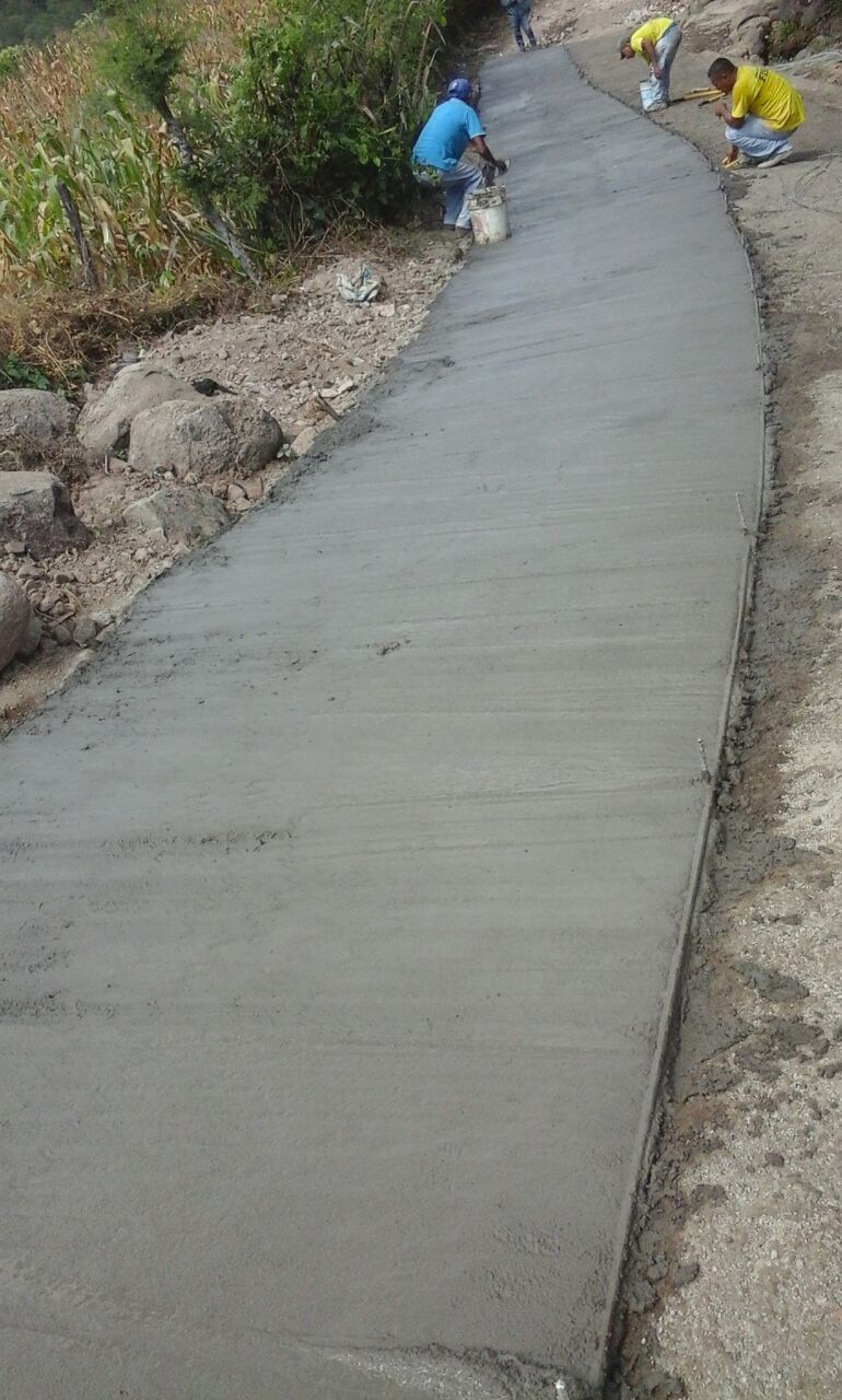 ARAUJO CONSTRUCCIONES S.A. DE C.V.: ETAPA N° 3 " Proyecto Empedrado ...