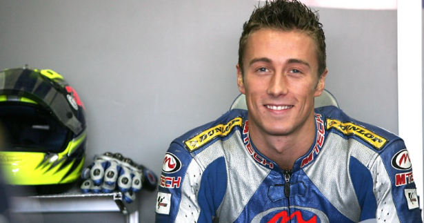 Sejarah dan Biodata Lengkap Chris Burns