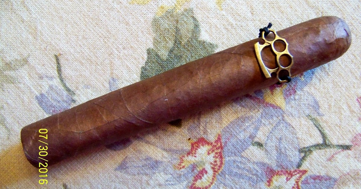 Tiny Tim's Cigar World!: Ezra Zion Brass Knuckles XL (6 x 54)