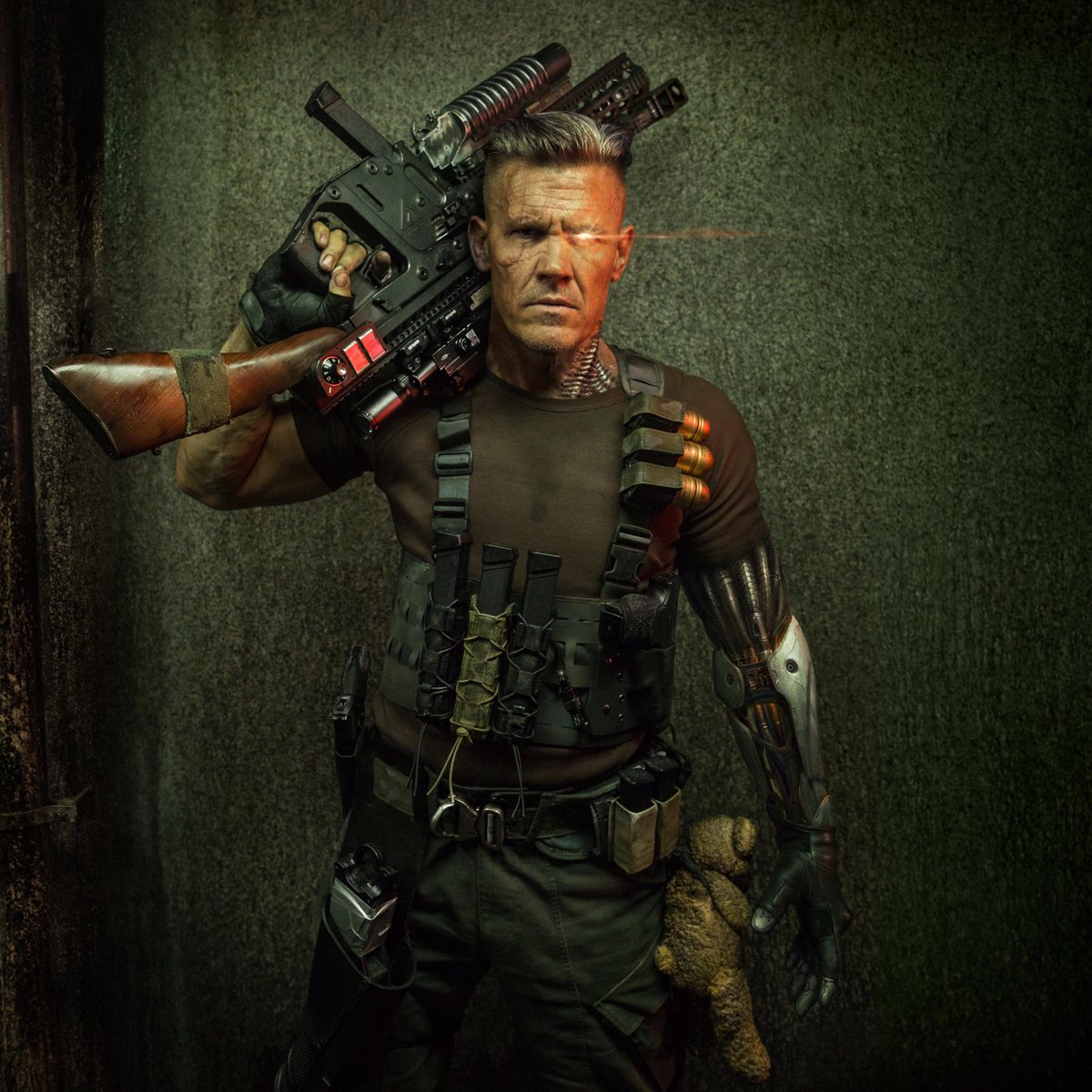SNEAK PEEK : "Deadpool 2" - 'Cable'