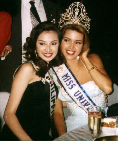 Bohol's Roving Eye: The Most Photogenic Country in Miss Universe Is...