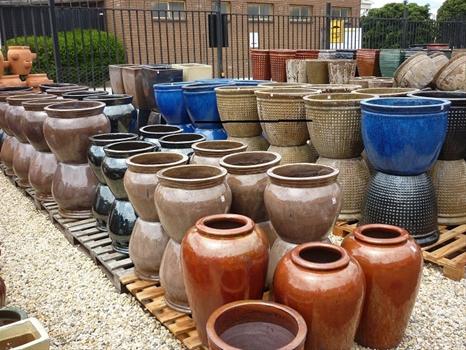Pots Melbourne | Glazed Pots | Garden Urns | Concrete Pots Australia