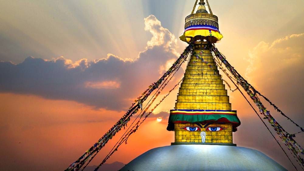 Boudhanath Stupa: Stunning Buddhist stupa of Tibetan in Nepal - Travel ...