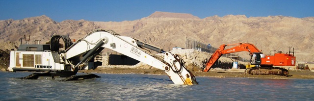 Offshore Engineering: Trenching for subsea pipeline