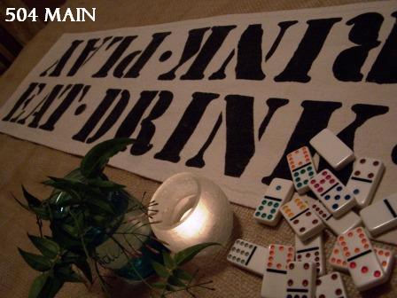 504 Main by Holly Lefevre: DIY! Game Night Typography Table Runner