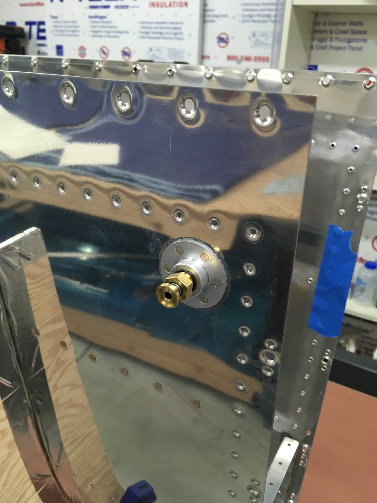 Alex's RV-14A Build Log: Section 18 - Fuel Tank (riveted ribs ...