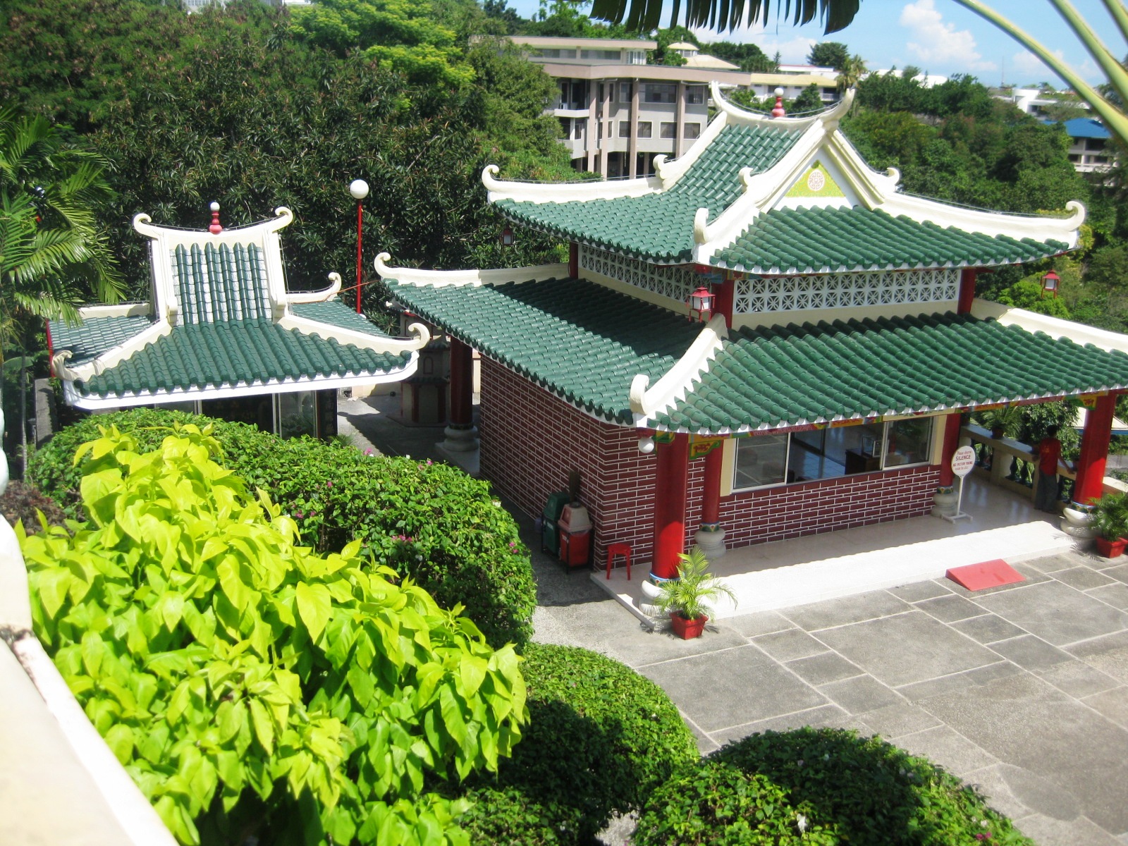 Taoist and Phu Sian Temple - AnneVenturousLife