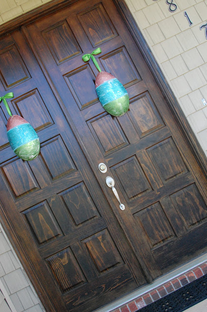 *Random Thoughts of a SUPERMOM!*: Paper Mache Easter Eggs: Non-Wreath ...