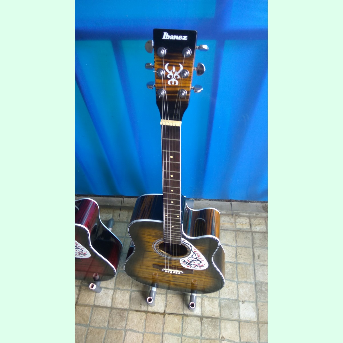 Gitar Akustik Ibanez (custom) - Toko Gitar Akustik Elektrik Purwokerto