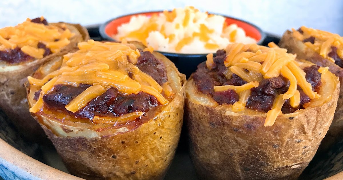 Beef Chili Shooters (in baked potatoes!)