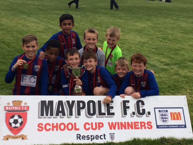 Chilcote Primary School: Maypole Tournament