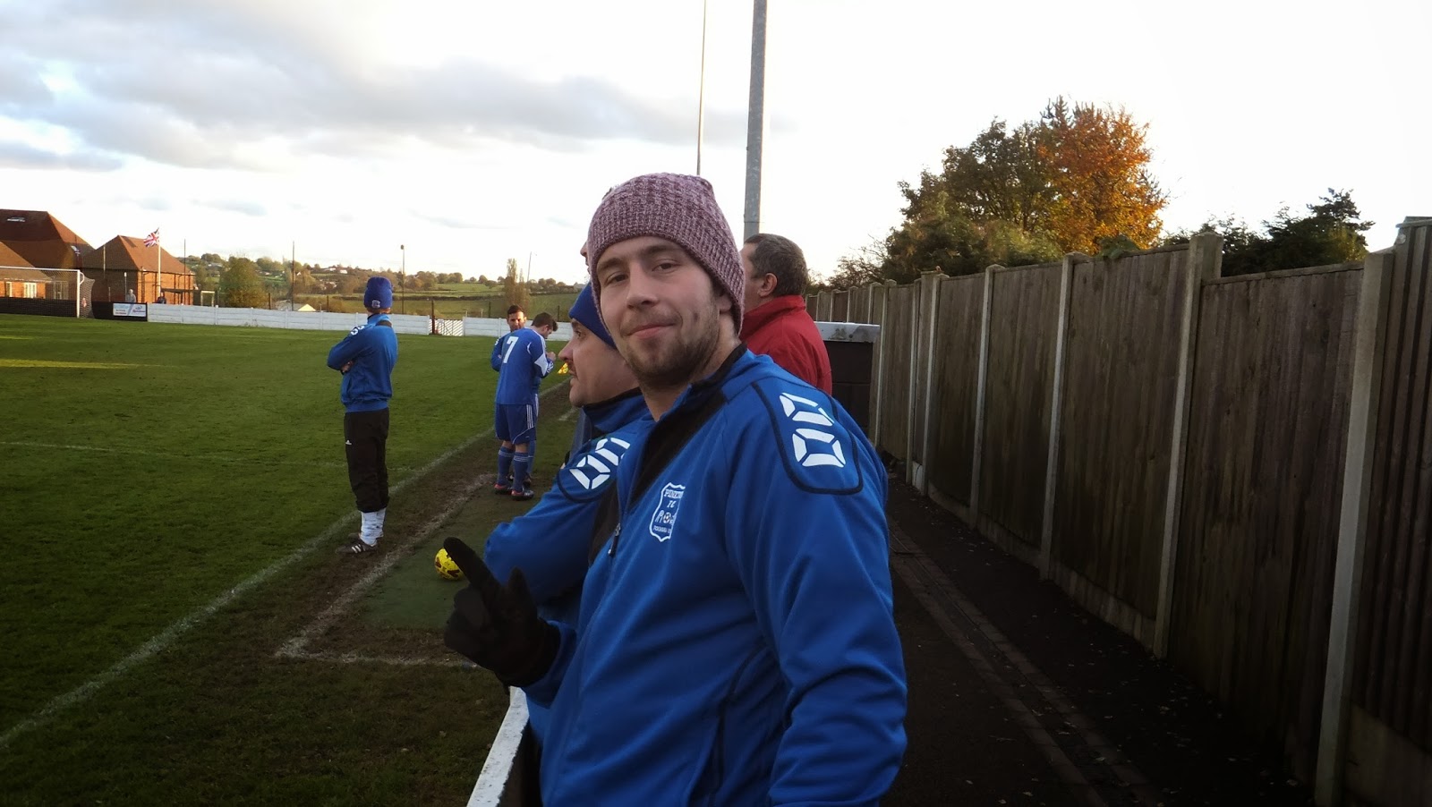 ON THE ROAD 2013-2014: Pinxton FC 2-2 Linby CW