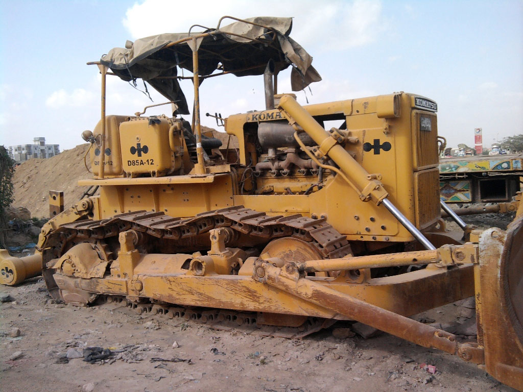 RAFIQ BROTHERS : Komatsu D85-12 Crawler Dozer For Sale at Rafiq ...