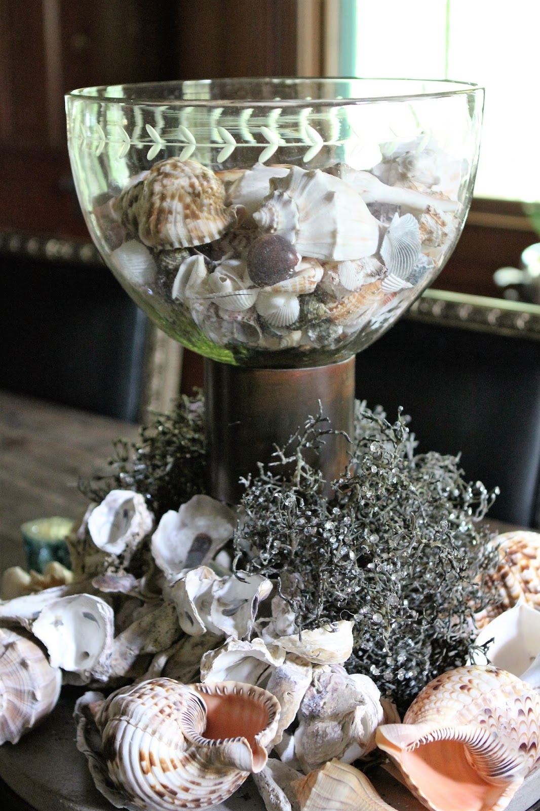 Romancing the Home: Sea Shell Decor