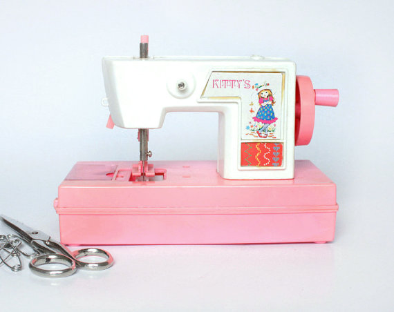 The Vintage Kiddo Collective Blog: Vintage Toy Sewing Machines