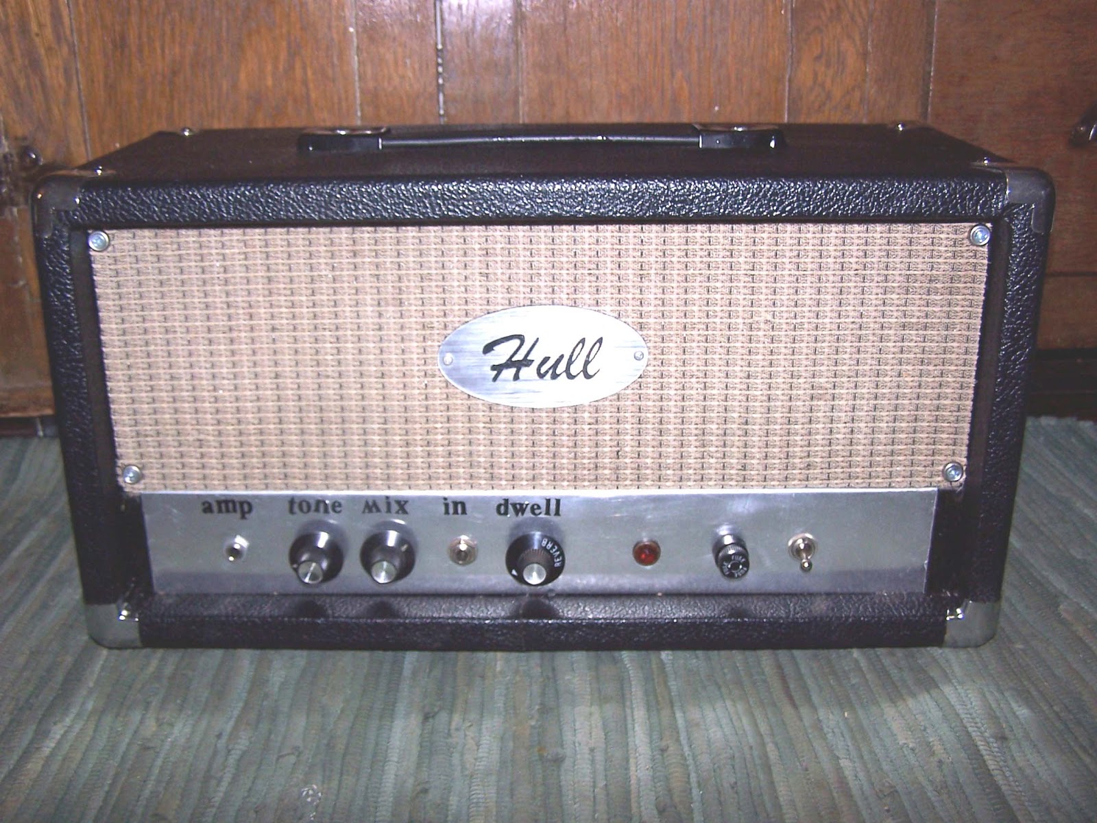 Hull Amps: More amps