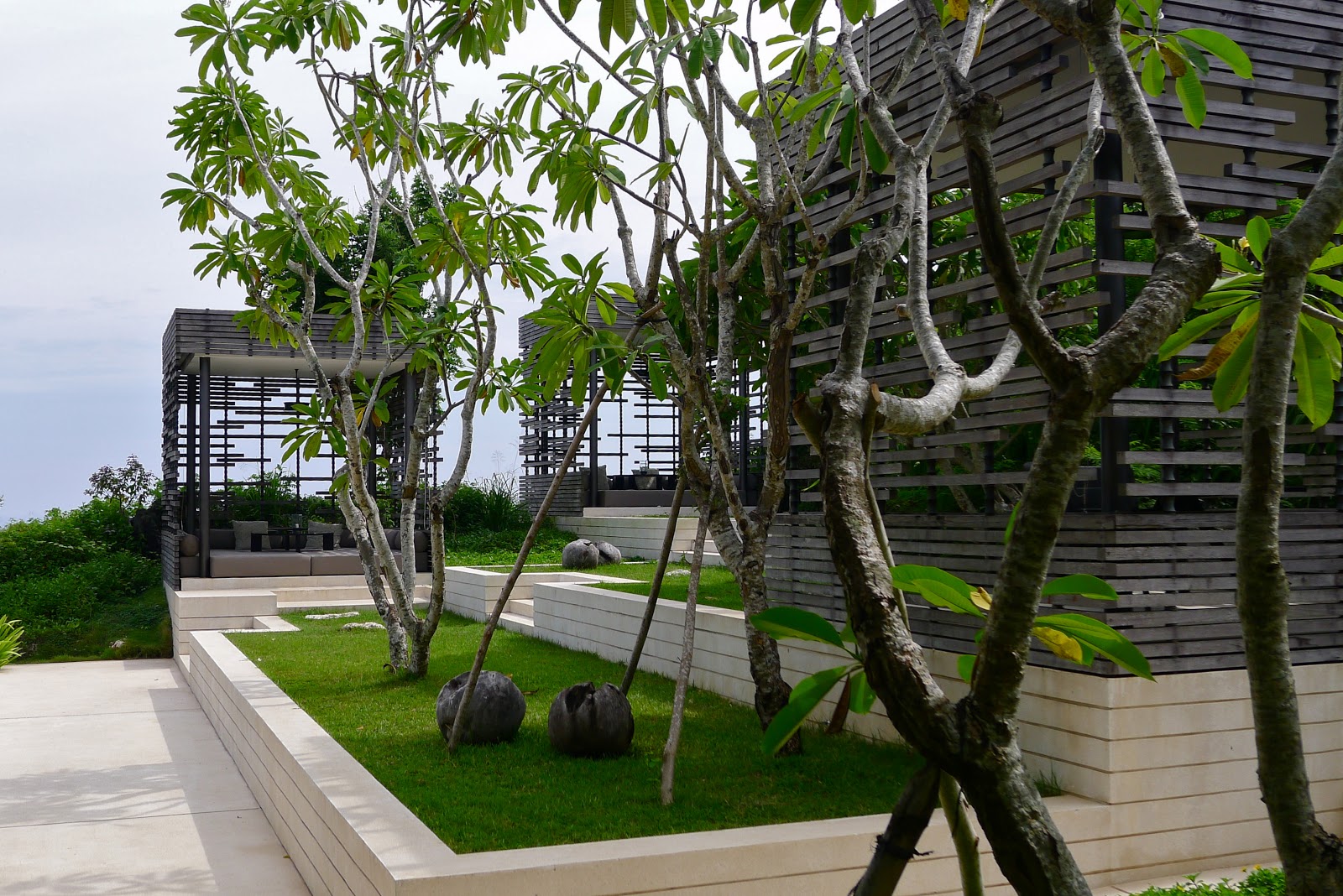 DiA art TRAVeL: ALILA ULUWATU