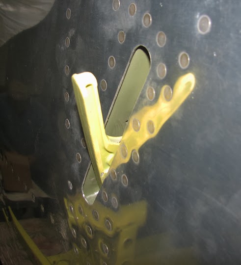 XP-82 Twin Mustang Project: October Restoration Update