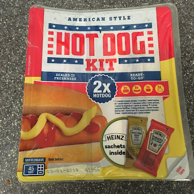 A Review A Day: Today's Review: B&M American Style Hot Dog Kit