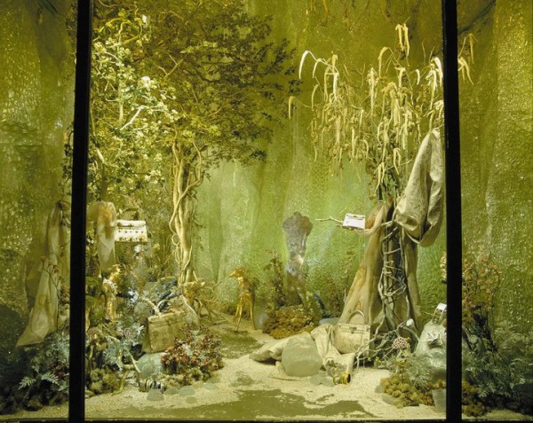 SEÑORAS: La moda pasa, el estilo permanece....HERMÉS ... Sus famosos ...