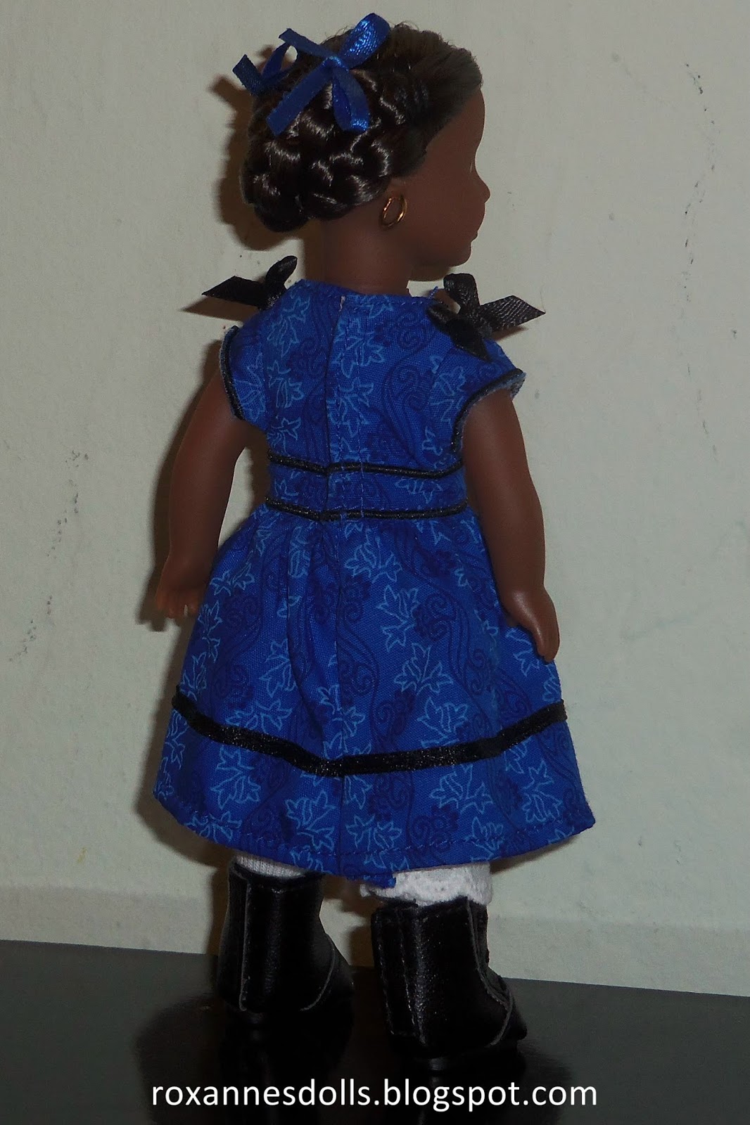 Roxanne's Dolls: American Girl Addy Mini