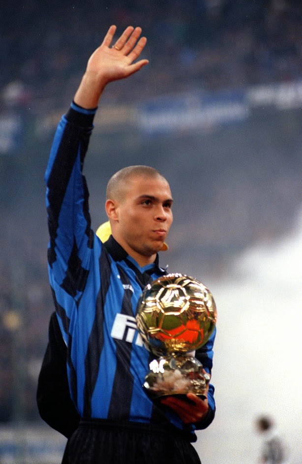 Futbolun Nostaljik Kareleri: Gerçek Ronaldo - R9