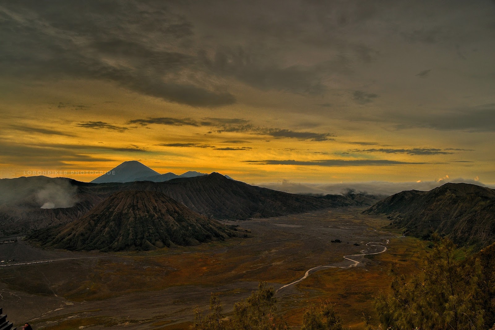 Wisata gunung Bromo jawa timur - TRIPROFIK.COM