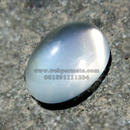 Merah Batu Permata: Batu Permata moonstone Laut