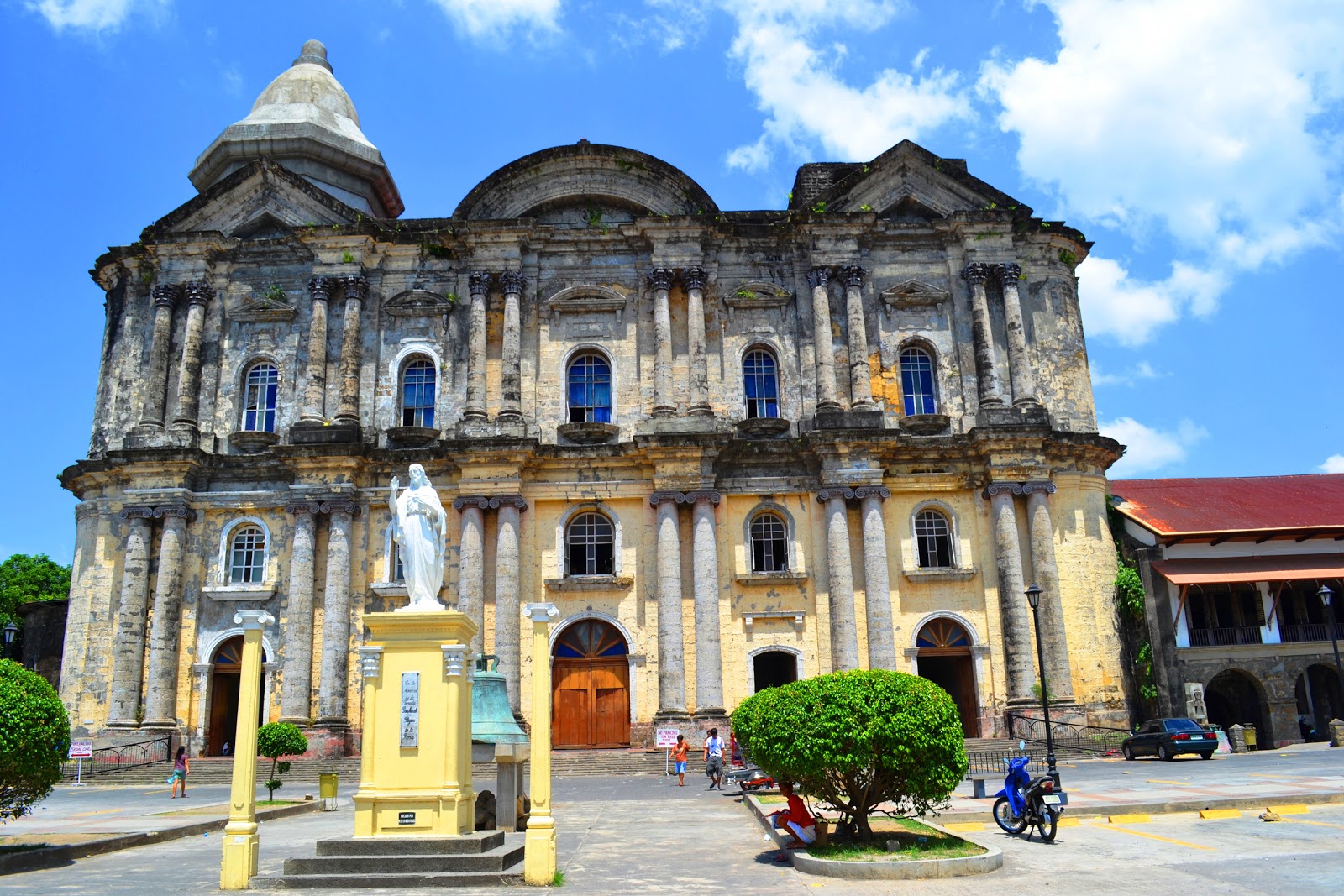 Taal Basilica - Batangas