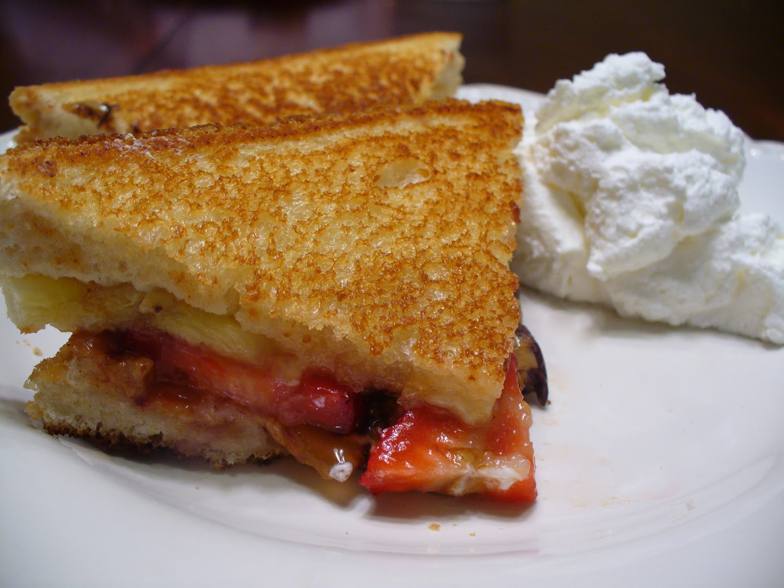 Out of My Sister's Kitchen: Grilled Peanut Butter Banana Split Sandwiches