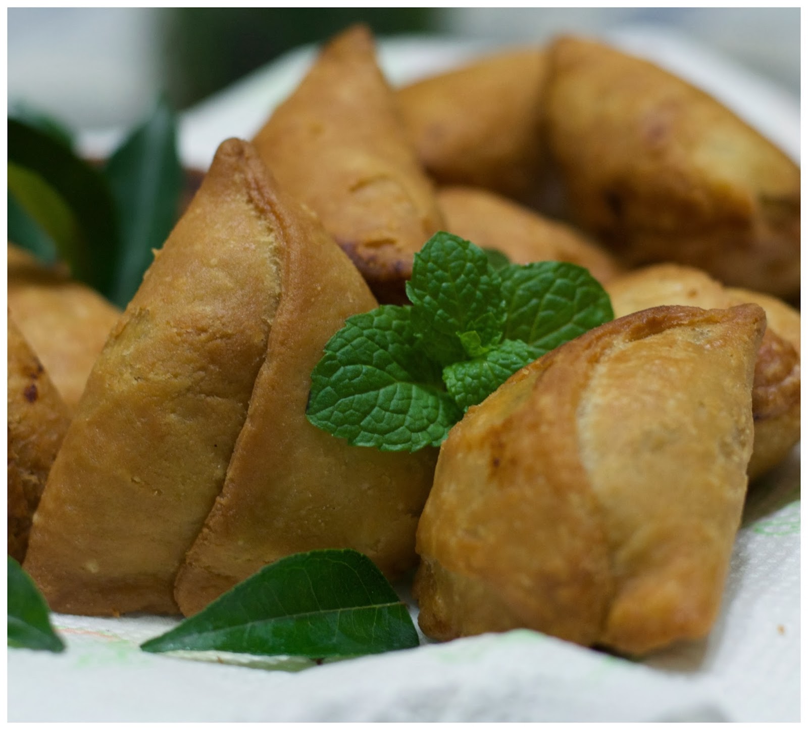 Indonesian Medan Food: Samosa
