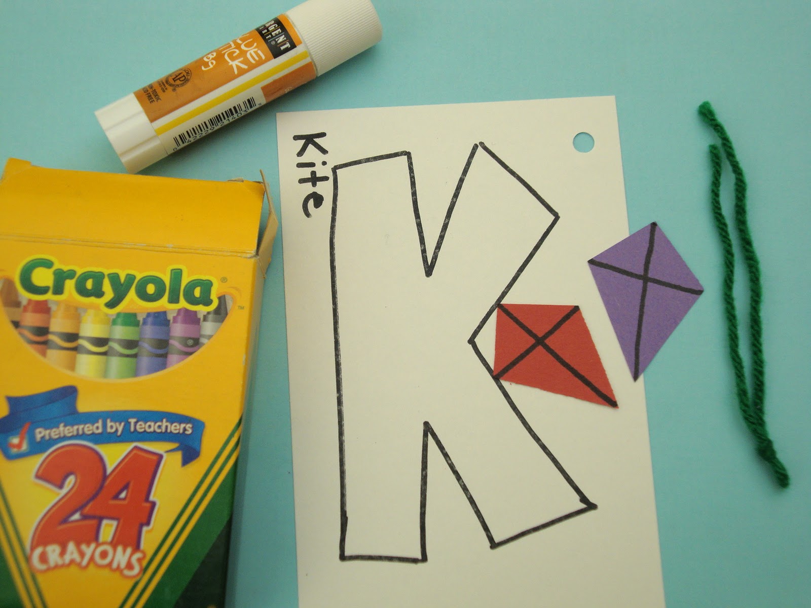 Explore to Learn: Early Literacy Fun: K is for... Kites and More Kites!