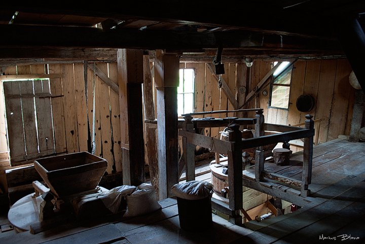 jurnal de calatorie prin Tara Fagarasului: Moara veche cu noroc din Ohaba