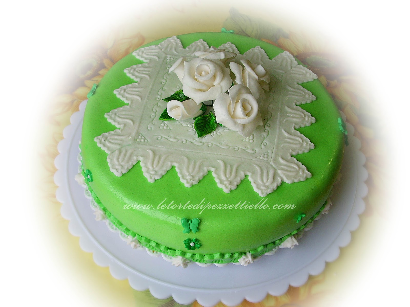 Il primo premio e Torta verde con centrino quadrato | Le Torte di ...