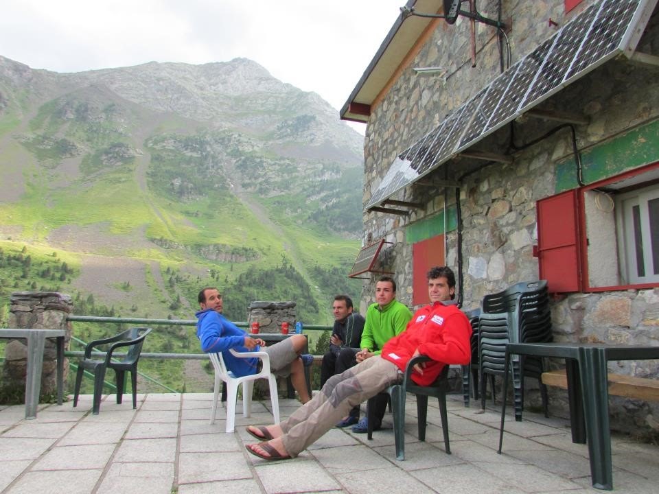 De Cima En Cima: Posets. Refugios Angel Orus, Estos, Biados