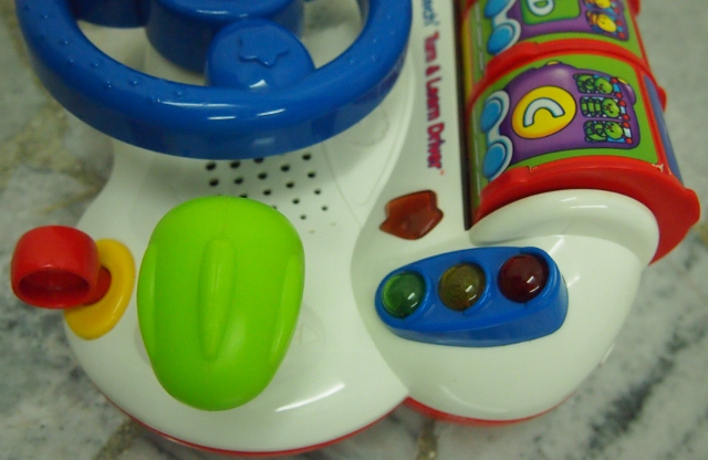 JuaiMurah: Vtech Learn N Discover Driver Toy