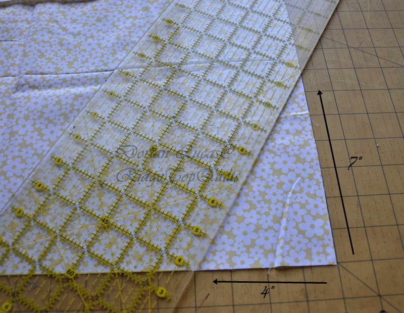 The Quilt and Needle Blog: quilt as you go...hexagon table runner