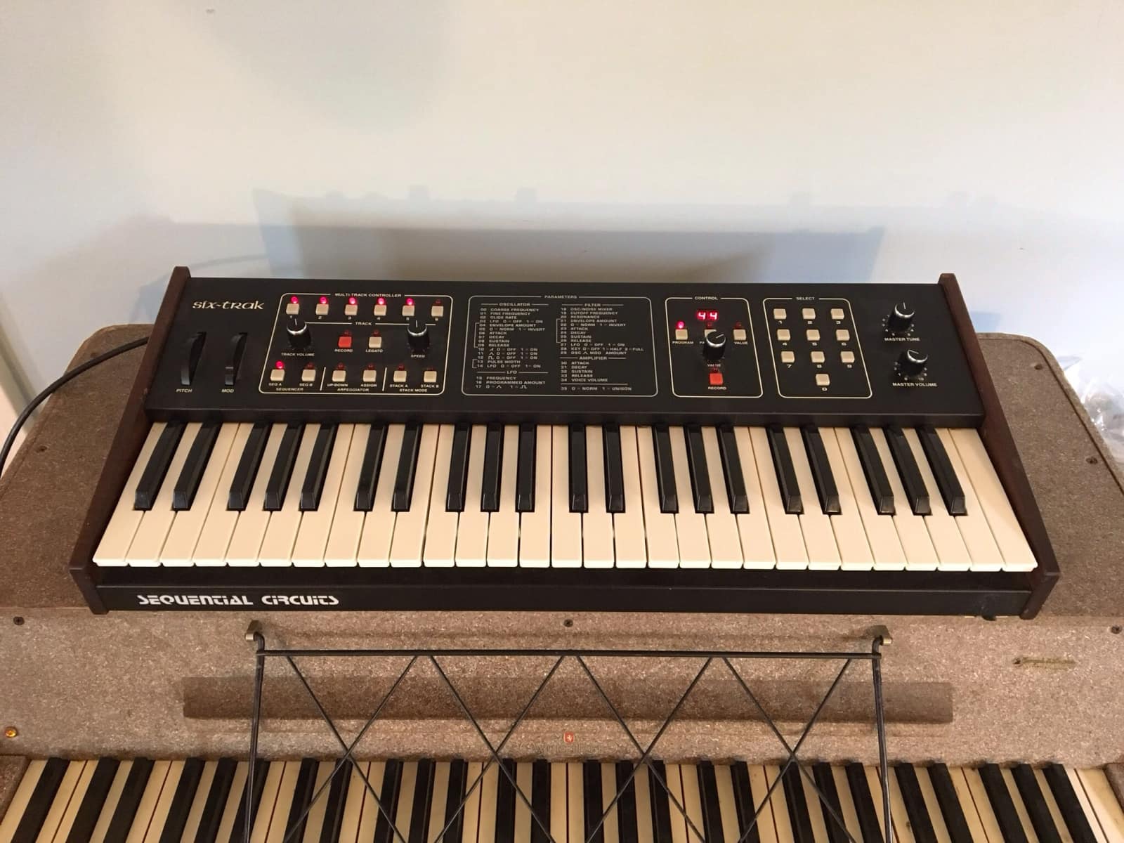 MATRIXSYNTH: Sequential Circuits SCI Six Trak c 1985