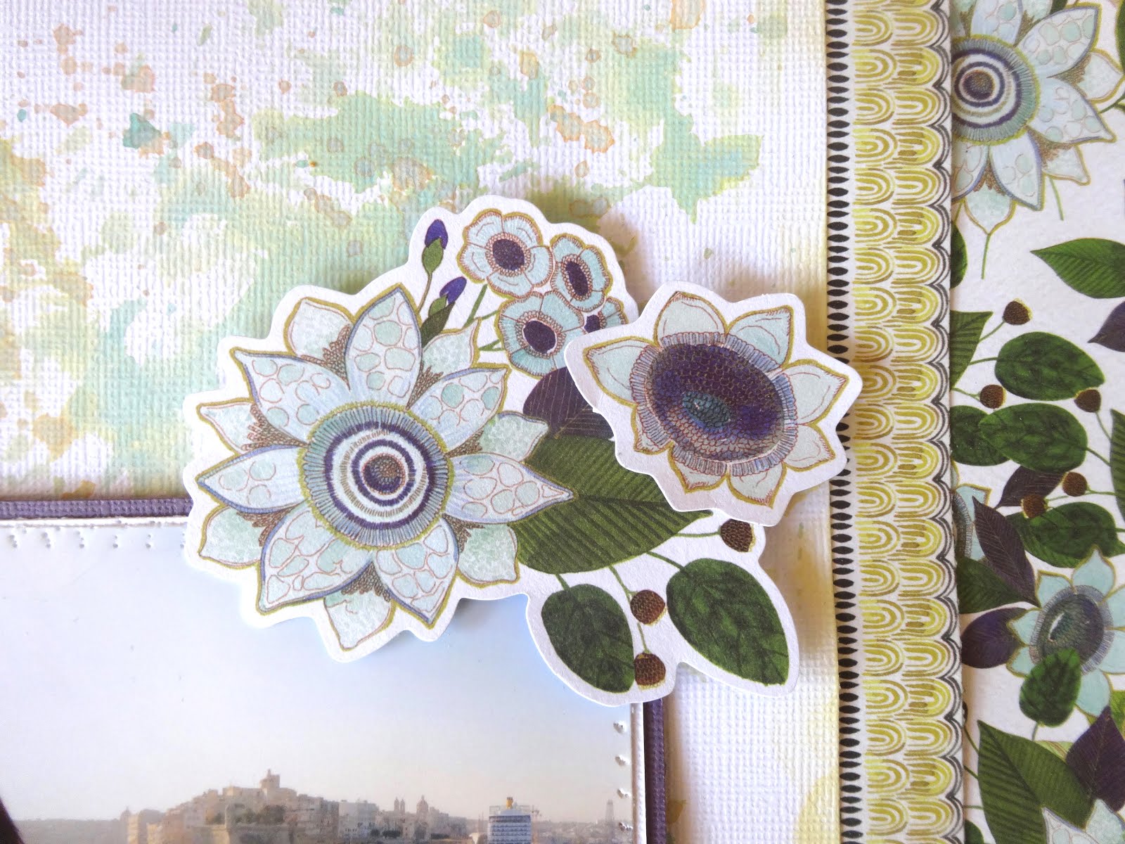 Flowery Layout with Adriana - Couture Creations