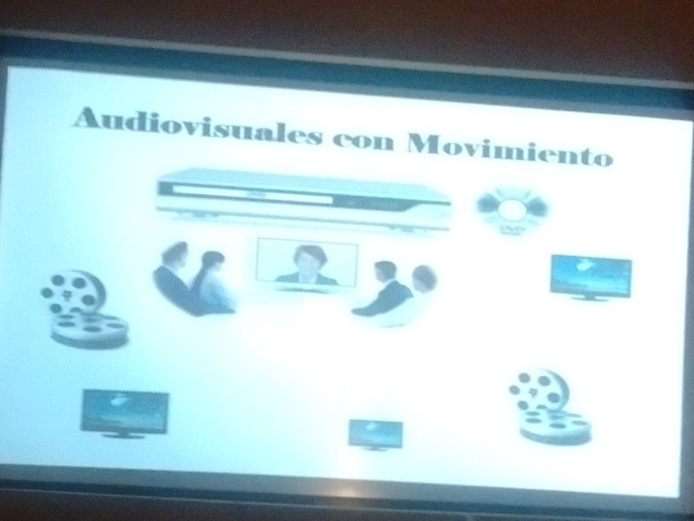 Materiales Didácticos : Medios audiovisuales en movimiento