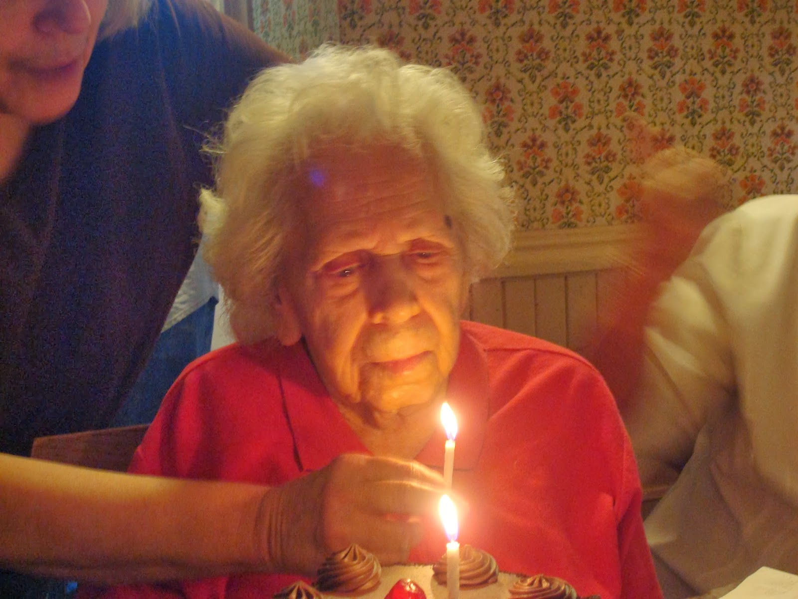 needles & a cup of coffee: Bella (Botelho) Ezikovich turns 100