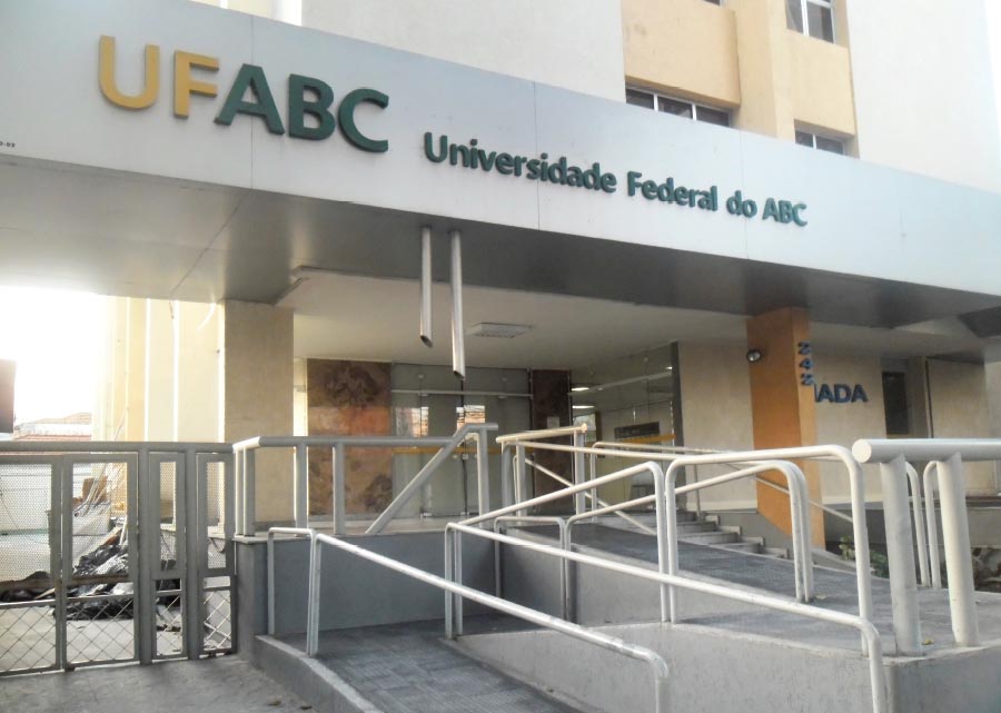 Jornal Ponto Final: Seminário internacional sobre desenvolvimento e ...